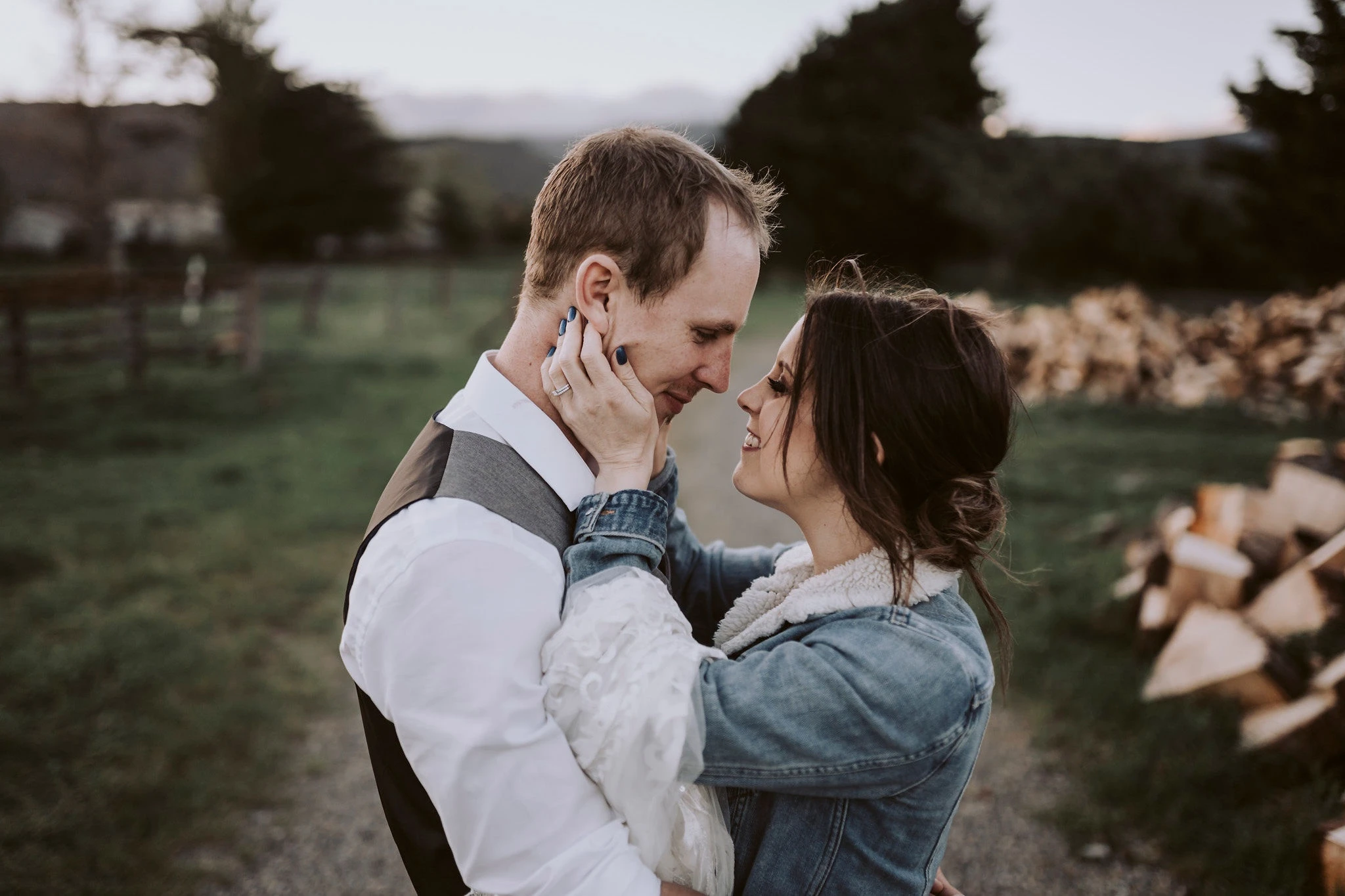 Real Essense of Australia Bride: Sarah-Jane + Ben - Pretty Happy Love ...