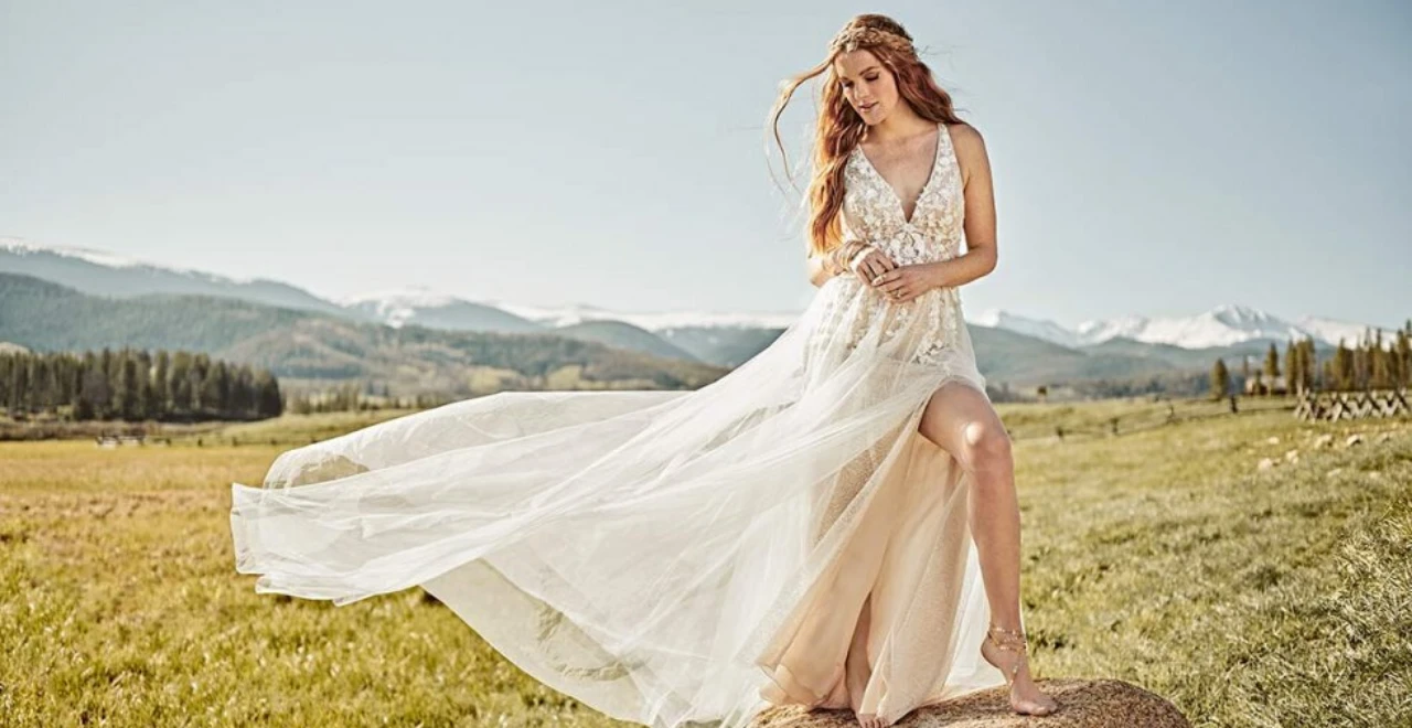 Essense Designs Wedding Blog | Wedding Dress Blog