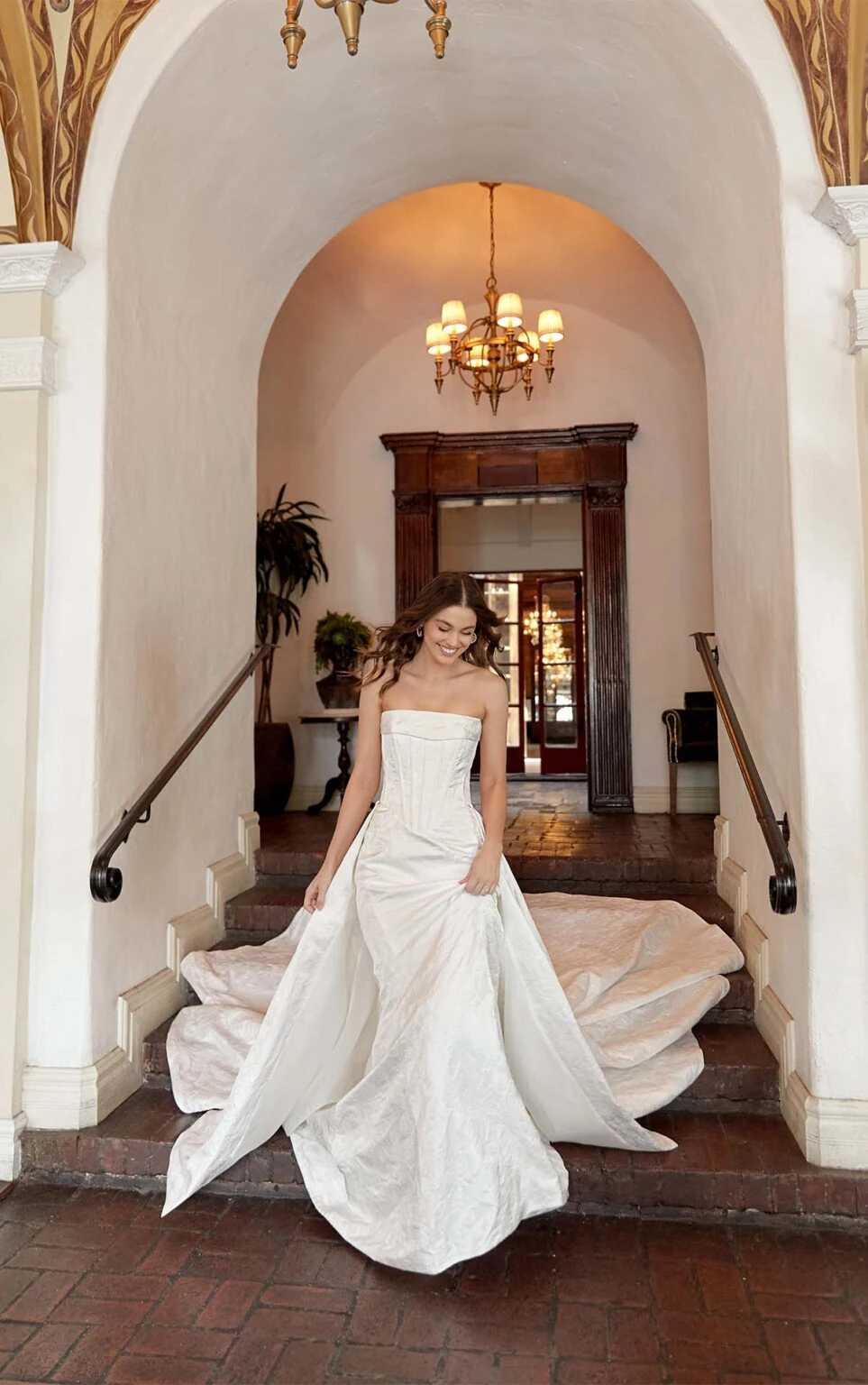 WEDDING DRESS TRAINS: Everything You Need to Know