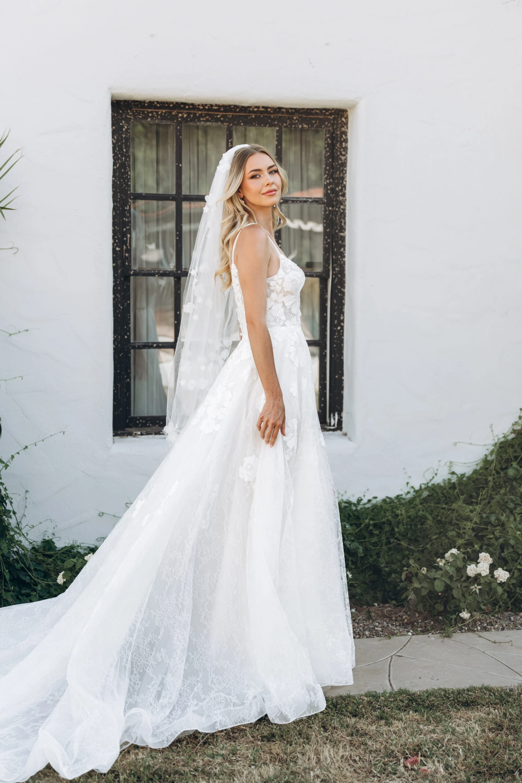 2025 Wedding Dress Trends Every Modern Bride Should Know