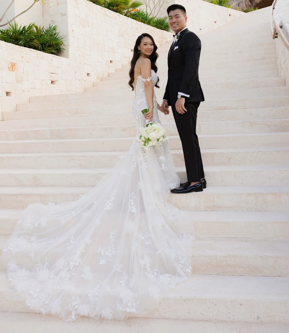 Real Martina Liana Luxe Bride Christine & Johnny - Pretty Happy Love ...