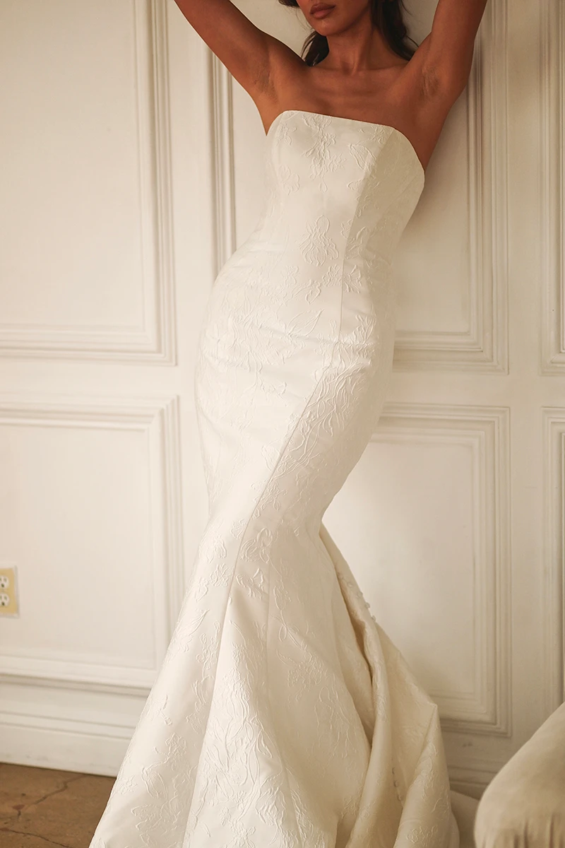 Elegant Fit-and-Flare Bridal Gown with Removable Bow
