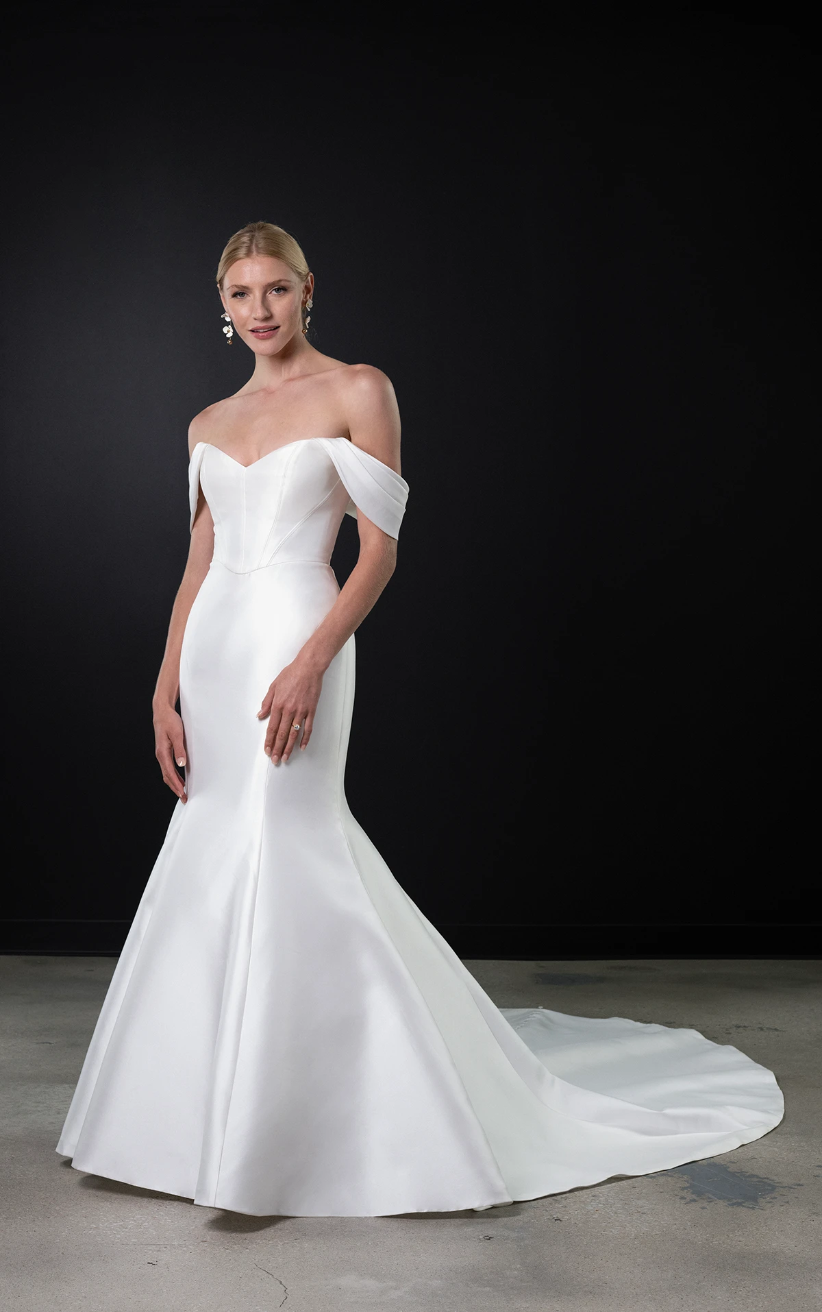 Elegant Fit-and-Flare Bridal Gown with Removable Bow