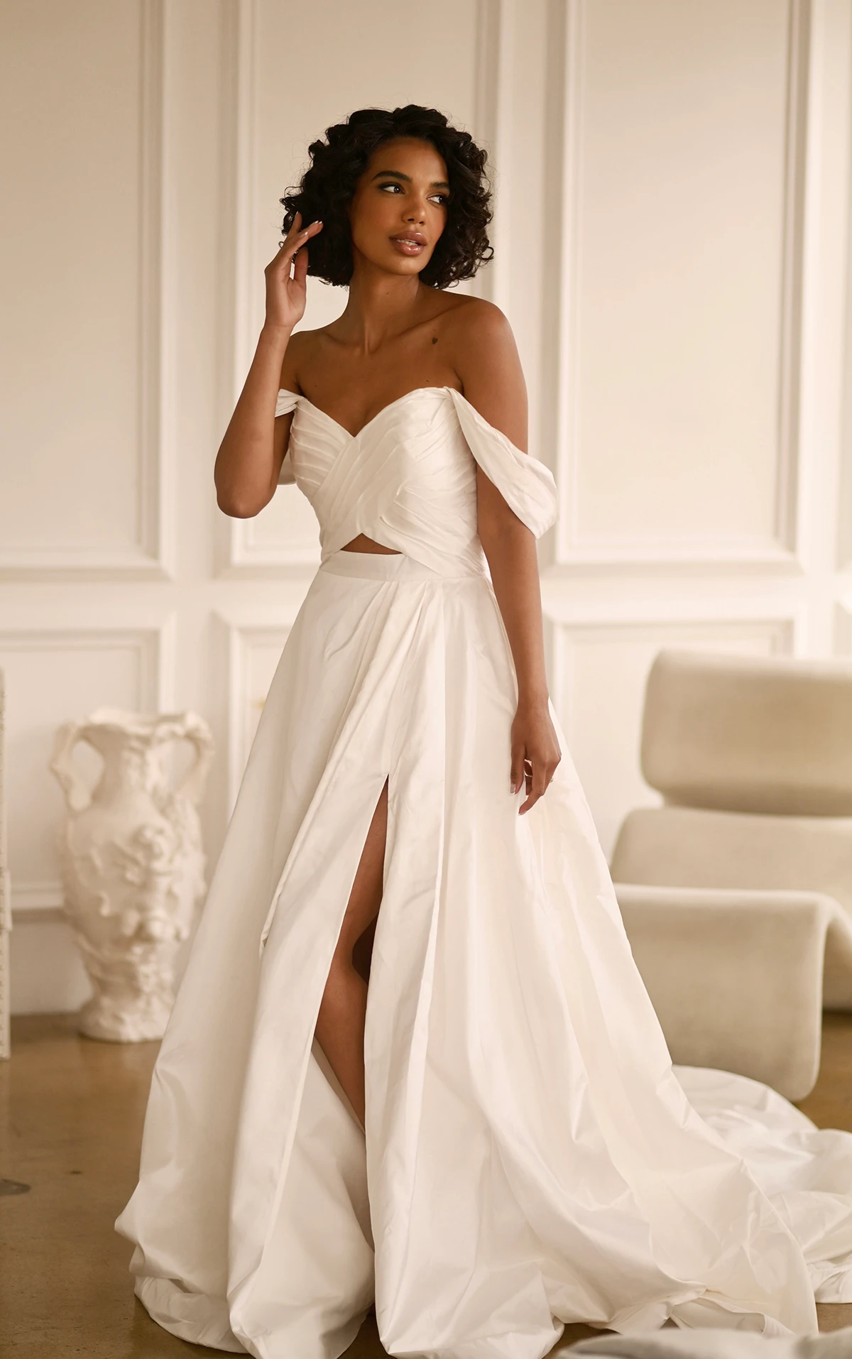 Elegant Couture A-Line Bridal Gown featuring a Sweetheart Neckline